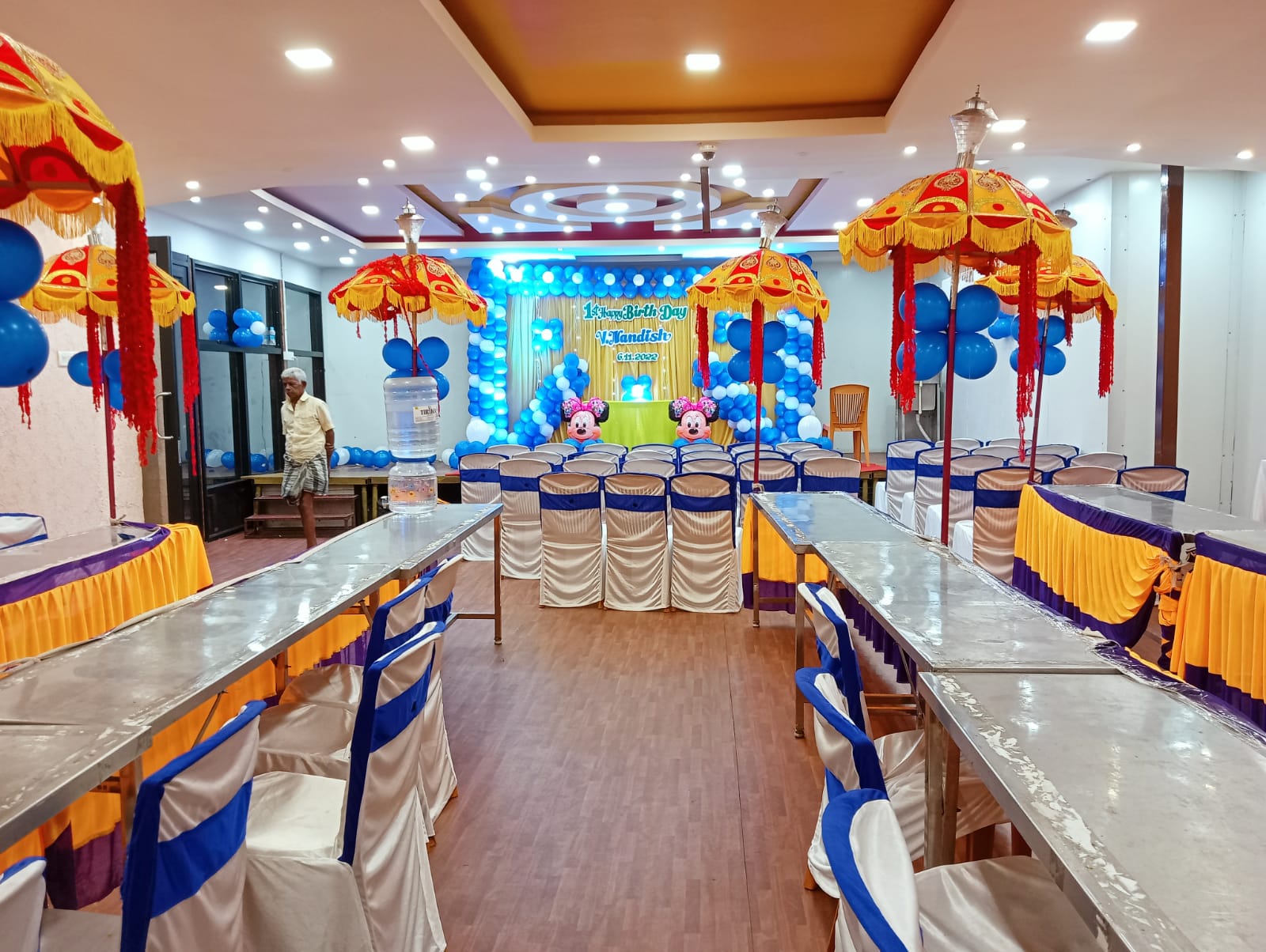 What to Look For in a Party Hall - 24 Convention